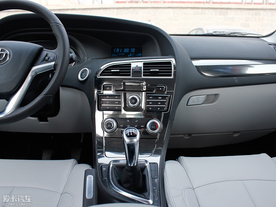 【2012款中华H530 1.5T 手动豪华版_中控区 _315/425张图片】_汽车图片大全_爱卡汽车