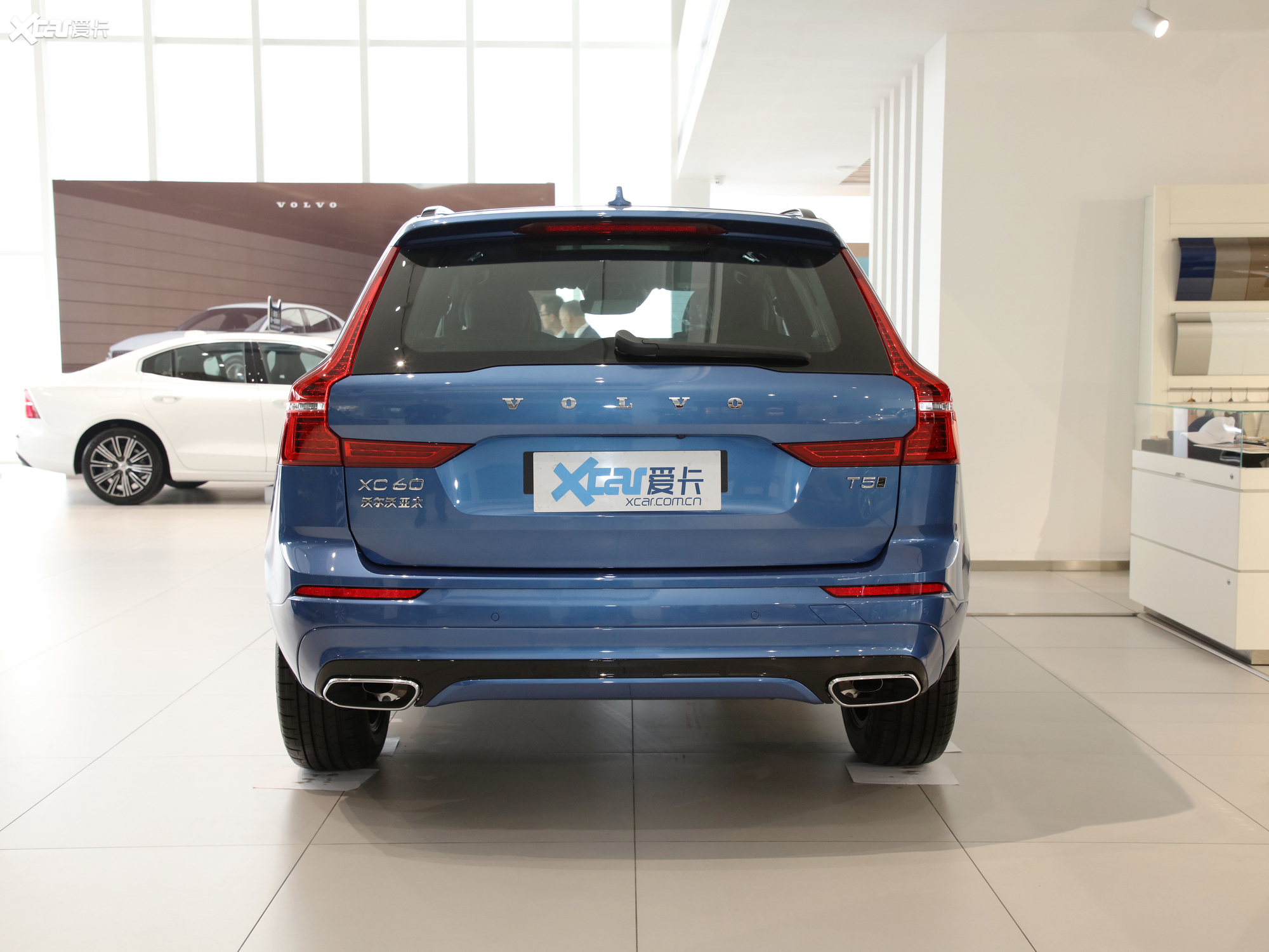 【2021款沃尔沃XC60 T5 四驱智远运动版_整体外观 _5/835张图片】_汽车图片大全_爱卡汽车