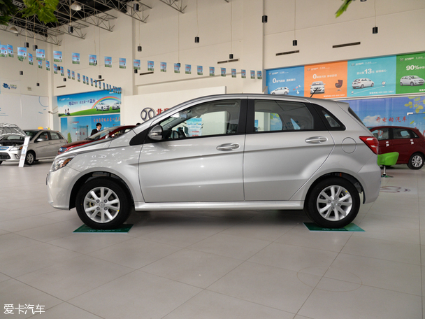 8.48万元 北汽EV160轻快版电动车首选-爱卡汽车