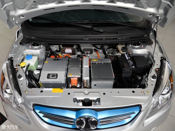 8.48万元 北汽EV160轻快版电动车首选-爱卡汽车