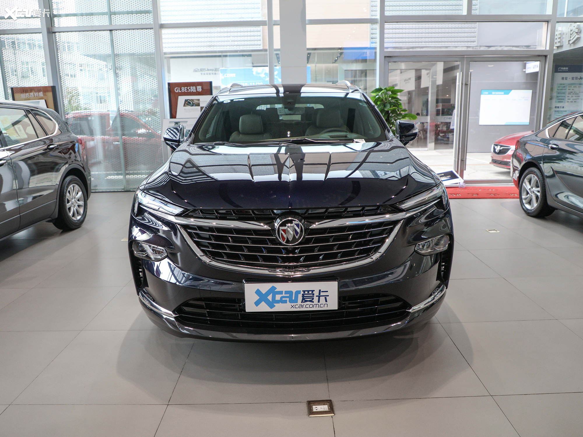 【2022款昂科旗 652T 四驱尊享旗舰型 7座_整体外观 _1/662张图片】_汽车图片大全_爱卡汽车