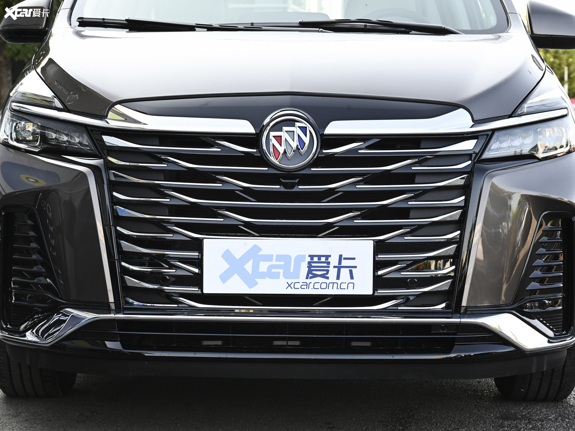 【2023款别克GL8 陆上公务舱 陆上公务舱 652T 舒适型_细节外观 _2/642张图片】_汽车图片大全_爱卡汽车