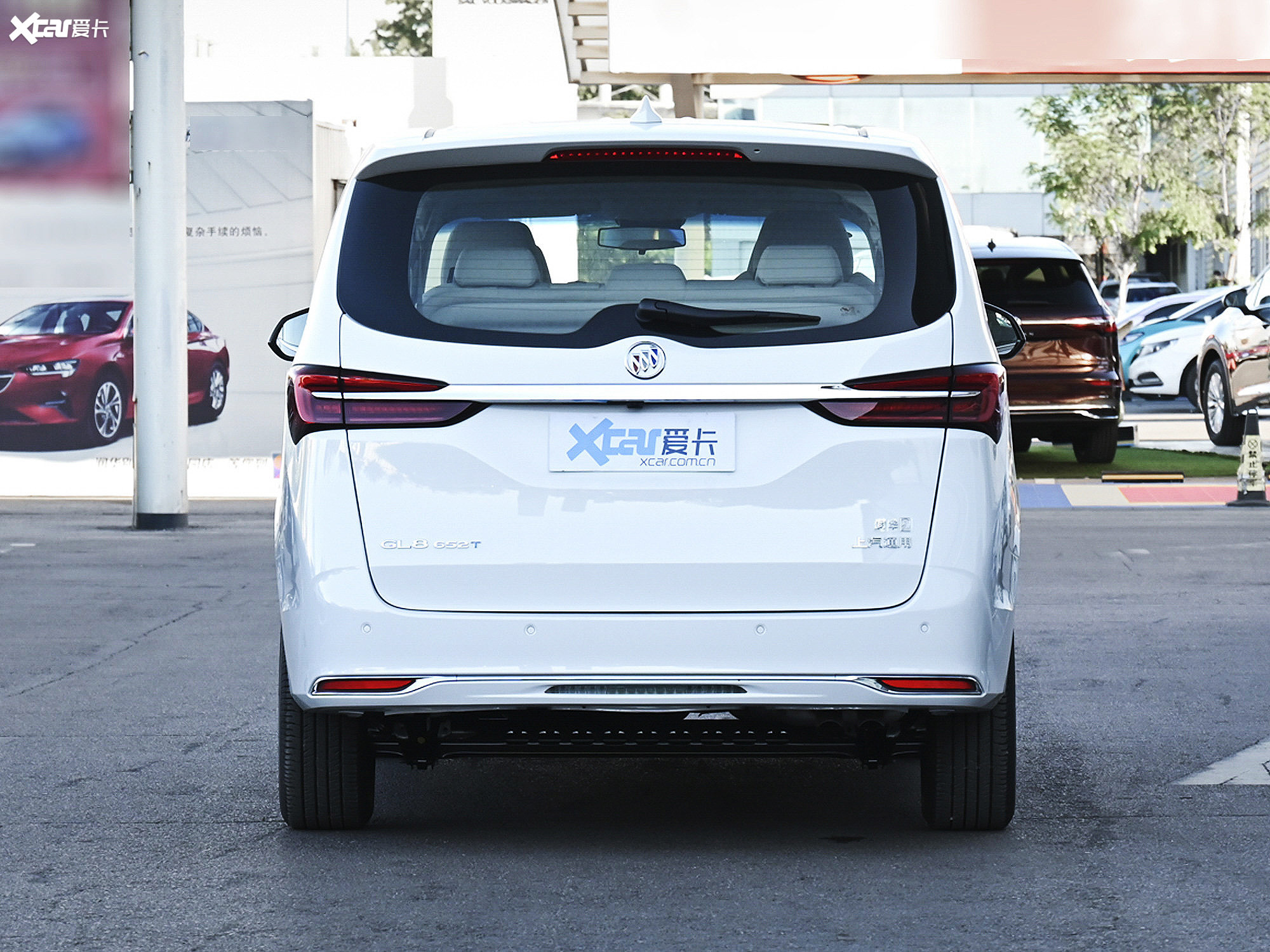 【2023款别克GL8 陆上公务舱 陆上公务舱 652T 智享型_整体外观 _5/642张图片】_汽车图片大全_爱卡汽车