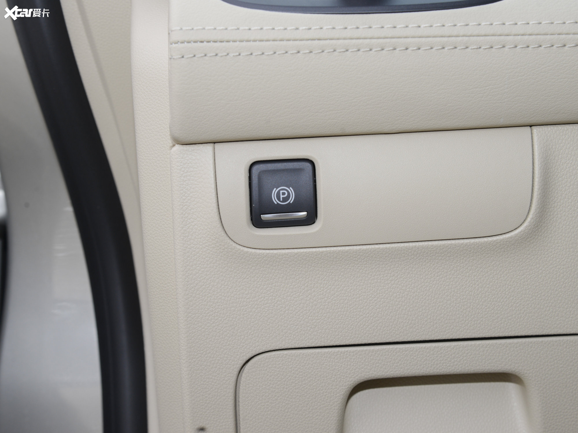 【2023款别克GL8 ES陆尊 ES陆尊 653T 尊享型_中控区 _9/493张图片】_汽车图片大全_爱卡汽车