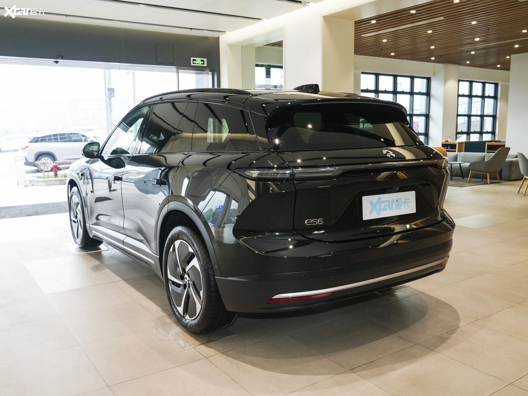 【2023款蔚来ES6 75kWh_整体外观 _4/122张图片】_汽车图片大全_爱卡汽车