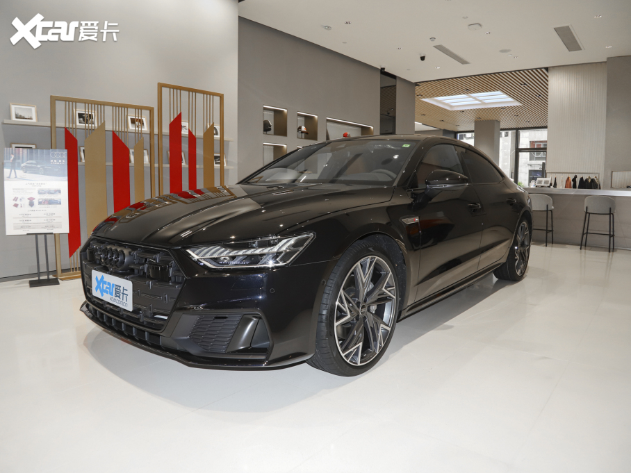 【2022款奥迪A7L 45 TFSI quattro S-line 黑武士版_整体外观 _2/1347张图片】_汽车图片大全_爱卡汽车