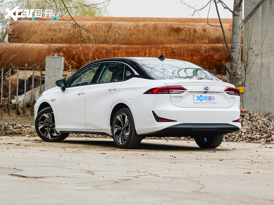 【2022款广汽丰田iA5 尊贵版_整体外观 _4/251张图片】_汽车图片大全_爱卡汽车