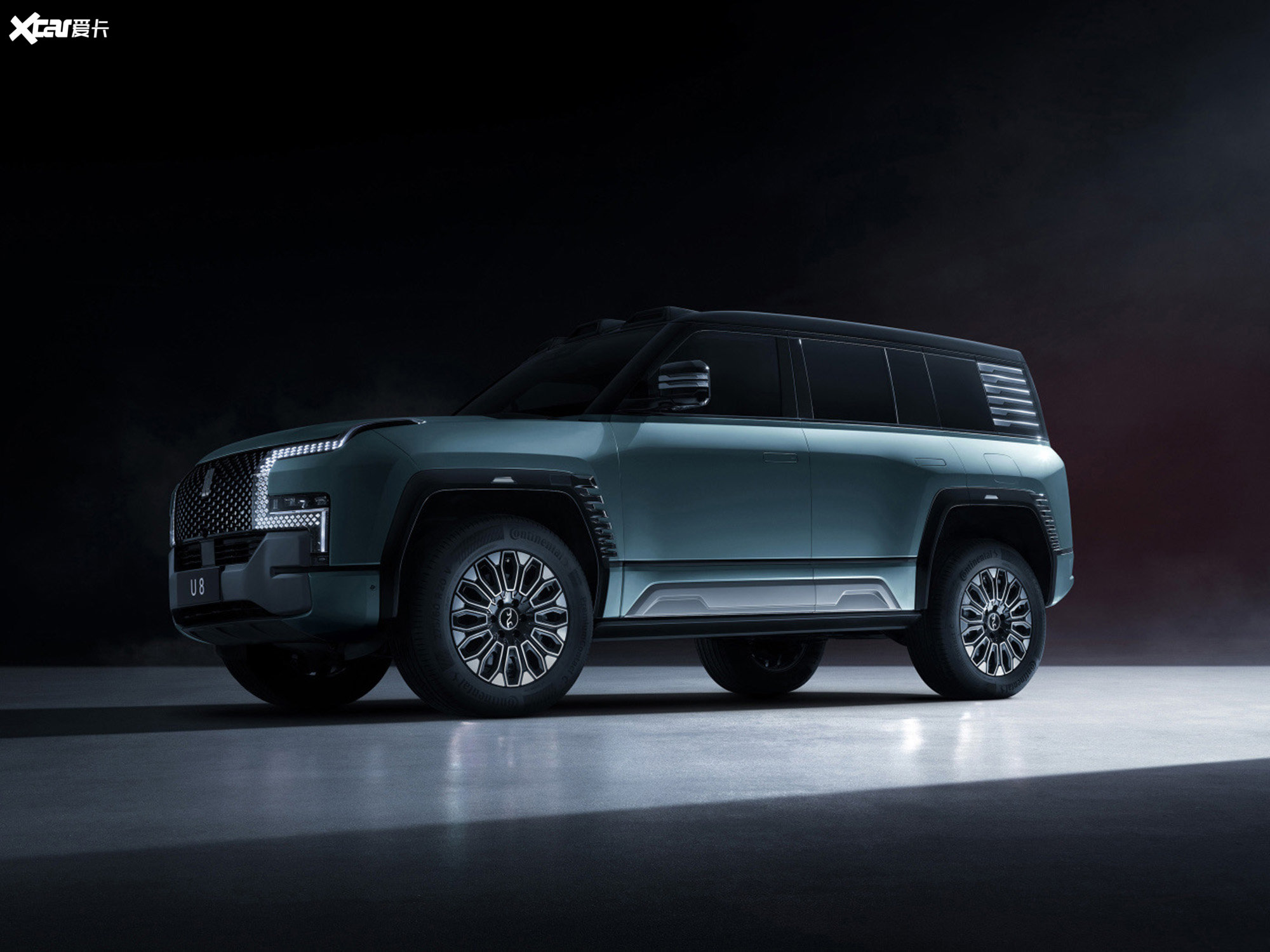 【2024款仰望U8 越野玩家版_整体外观 _10/13张图片】_汽车图片大全_爱卡汽车