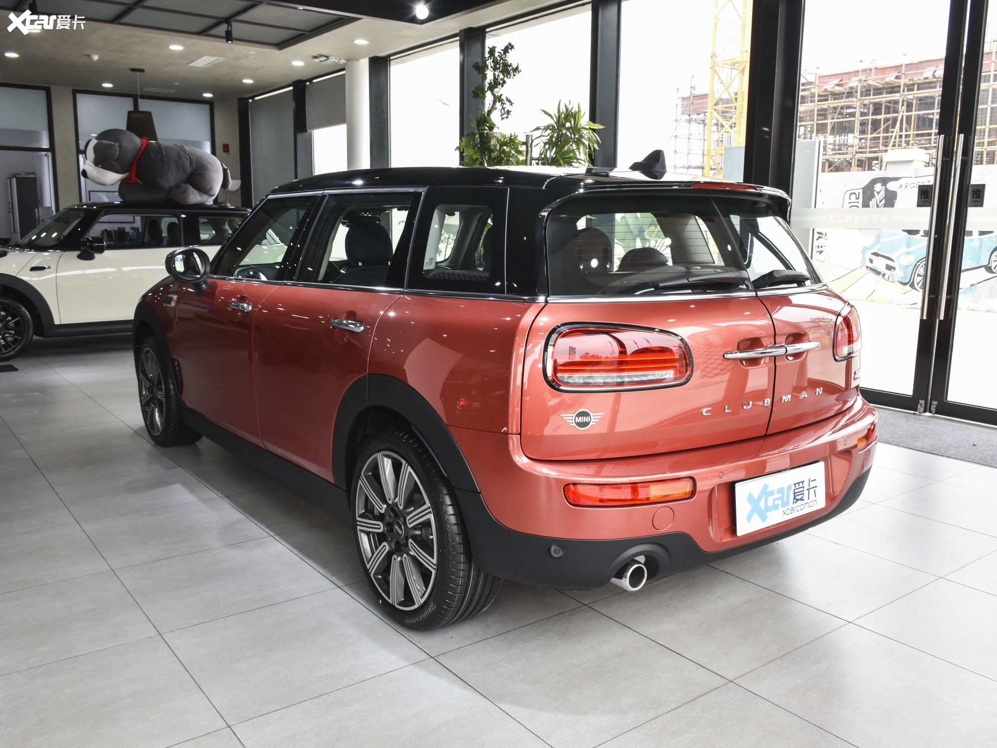 【2021款MINI CLUBMAN 1.5T COOPER 鉴赏家_整体外观 _11/337张图片】_汽车图片大全_爱卡汽车