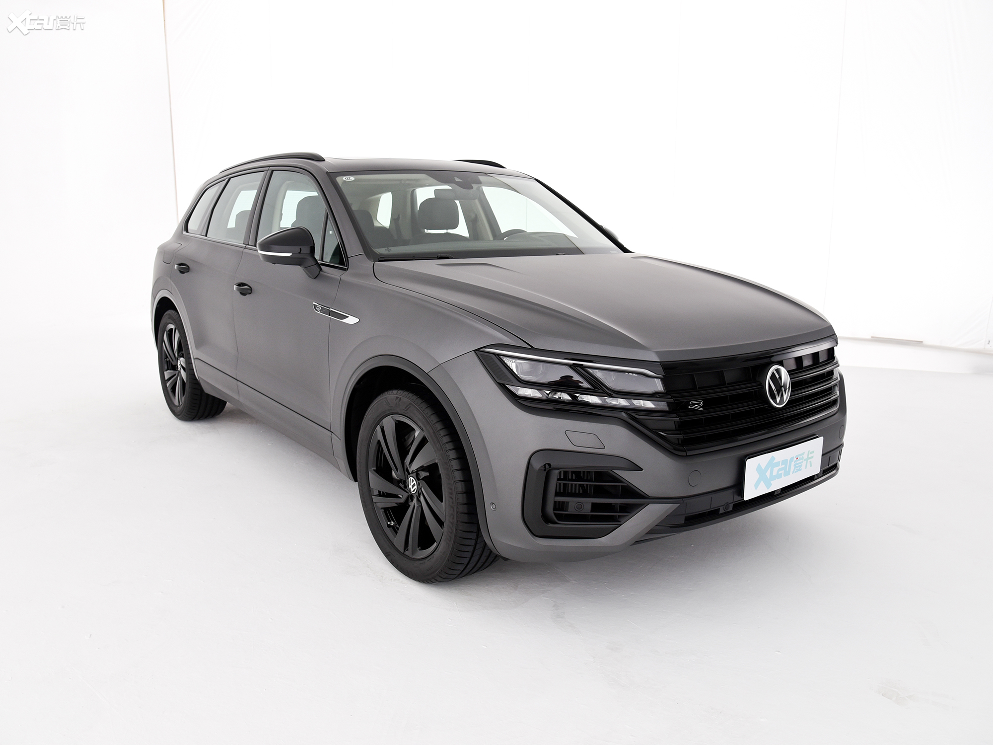 【2023款途锐 3.0TSI 锐享火山岩涂装运动版_整体外观 _8/147张图片】_汽车图片大全_爱卡汽车