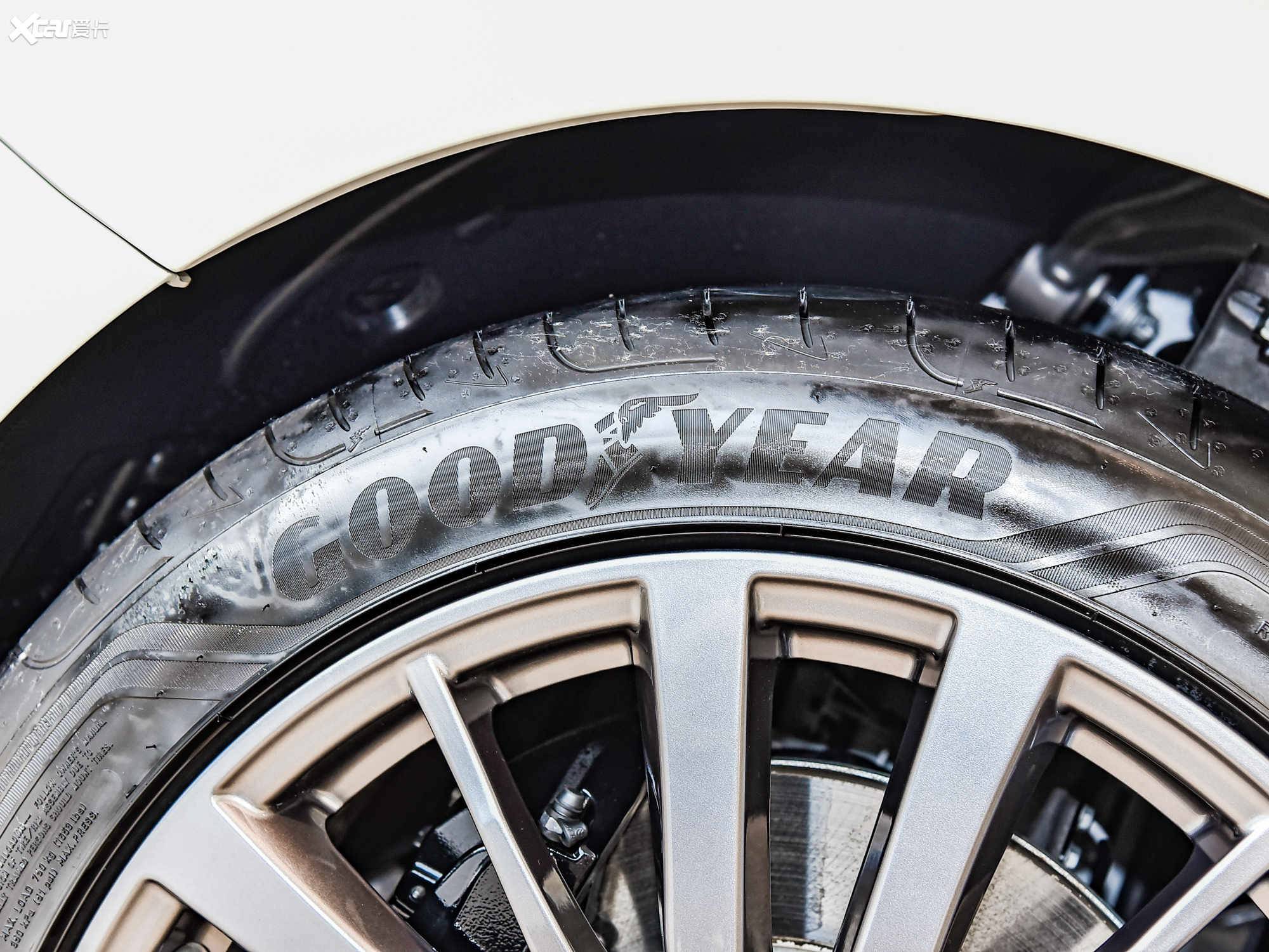 【2022款Ghibli 3.0T Modena_细节外观 _11/255张图片】_汽车图片大全_爱卡汽车