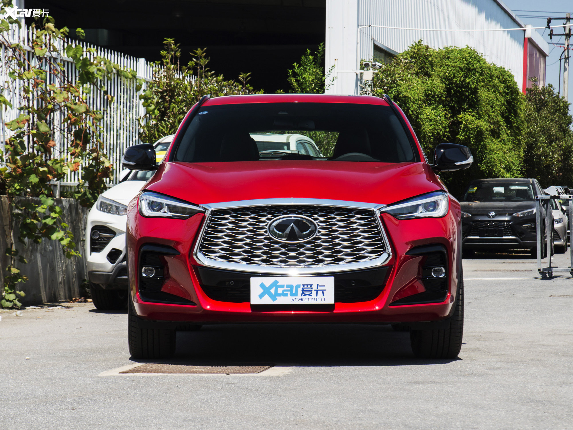 【2022款英菲尼迪QX55 2.0T 四驱耀享版_整体外观 _1/177张图片】_汽车图片大全_爱卡汽车