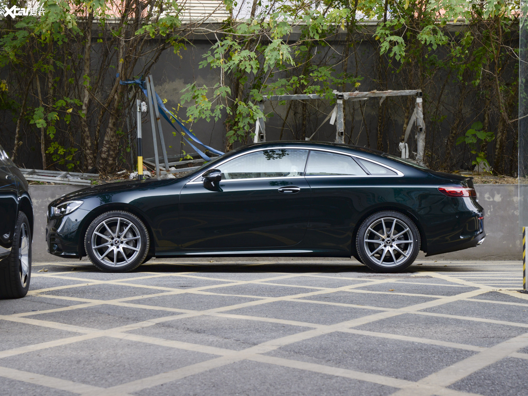 【2023款奔驰E级双门 E 260 轿跑车_整体外观 _11/248张图片】_汽车图片大全_爱卡汽车