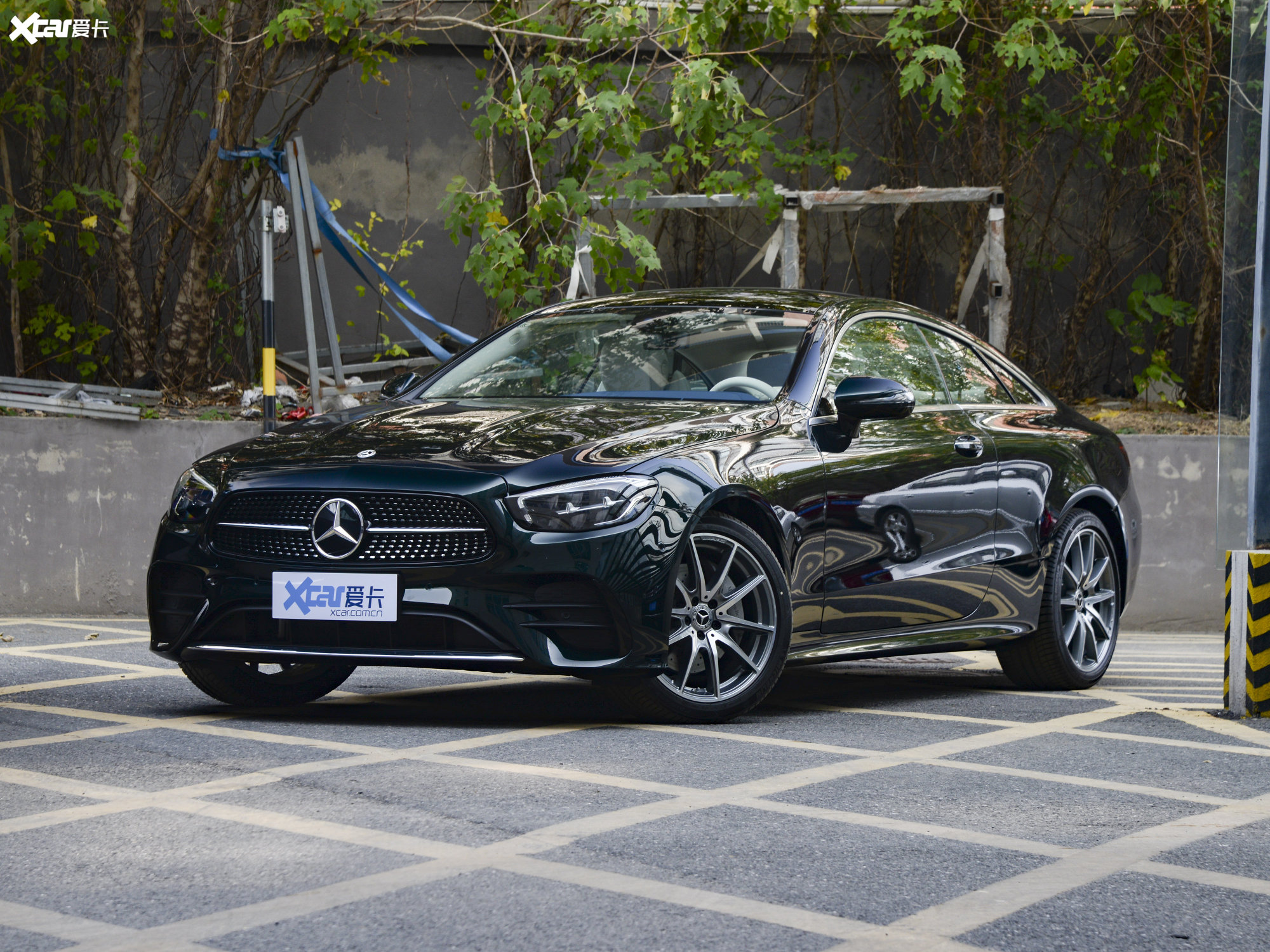 【2023款奔驰E级双门 E 260 轿跑车_整体外观 _2/248张图片】_汽车图片大全_爱卡汽车