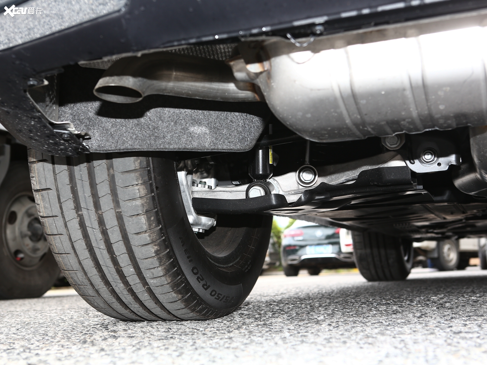 【2024款奔驰GLE GLE 350 4MATIC 时尚型_细节外观 _16/235张图片】_汽车图片大全_爱卡汽车