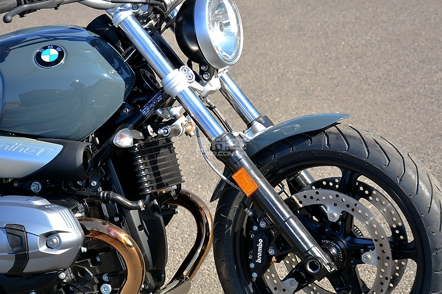 简单又纯粹 爱卡实拍BMW R NINE T PURE:BMW R NINE T PURE细节实拍-爱卡汽车