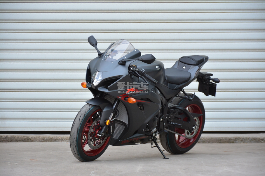 拒绝阉割 铃木GSX-R1000标准版爱卡实拍:铃木GSX-R1000外观实拍-爱卡汽车