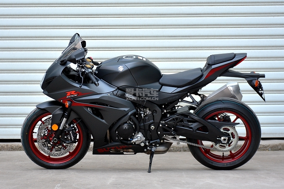 拒绝阉割 铃木GSX-R1000标准版爱卡实拍:铃木GSX-R1000外观实拍-爱卡汽车