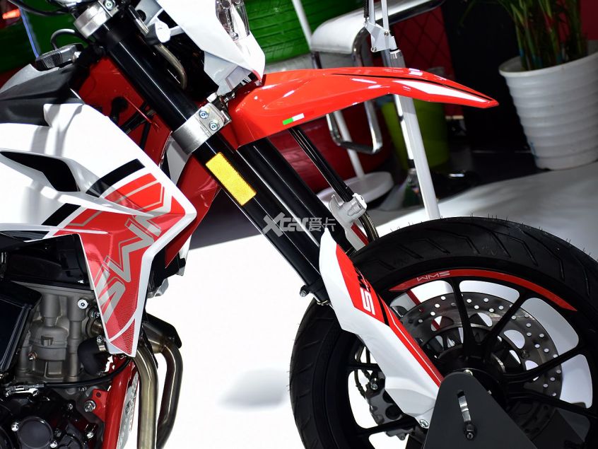 SM500滑胎车领衔 SWM三款重磅新车上市:国内唯一滑胎王SM500-爱卡汽车