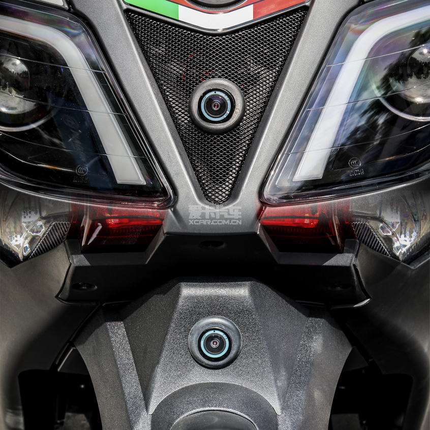 体验aprilia SR Max300 “动静皆宜”:aprilia SR Max300外观介绍-爱卡汽车