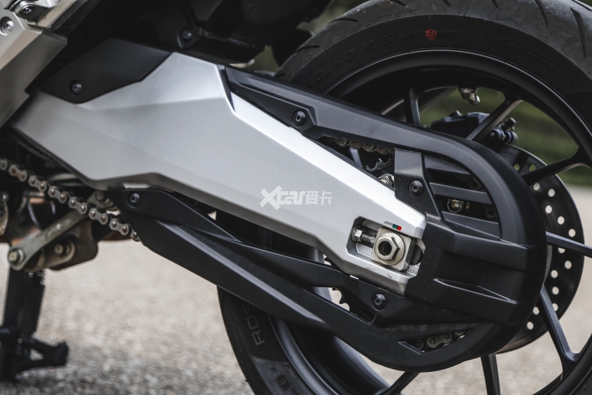 DCT才是踏板的终极方案 试驾本田NSS750:GT概念下的旗舰大羊该是什么样？-爱卡汽车