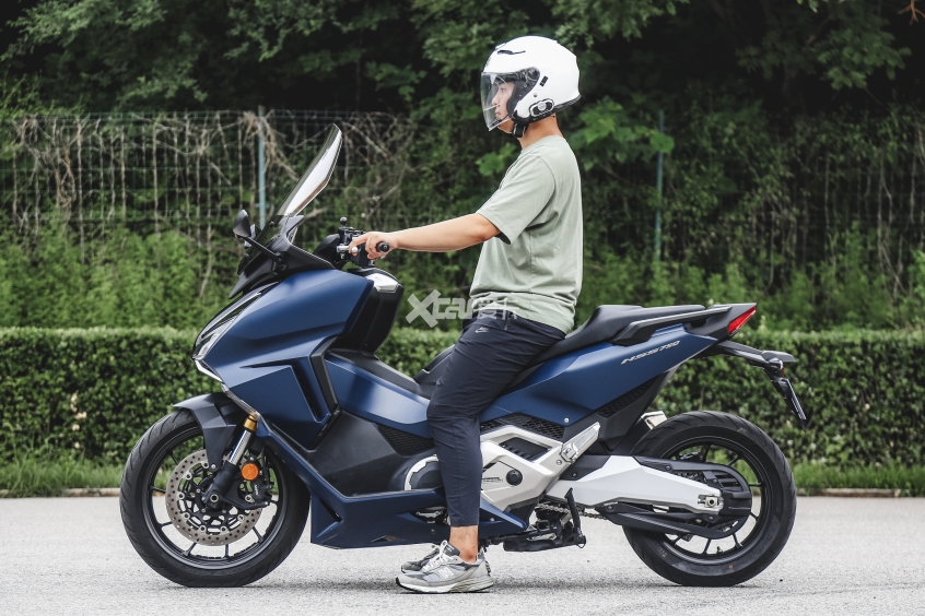 DCT才是踏板的终极方案 试驾本田NSS750:GT概念下的旗舰大羊该是什么样？-爱卡汽车