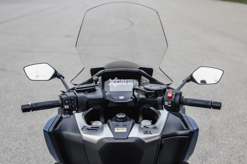 DCT才是踏板的终极方案 试驾本田NSS750:GT概念下的旗舰大羊该是什么样？-爱卡汽车