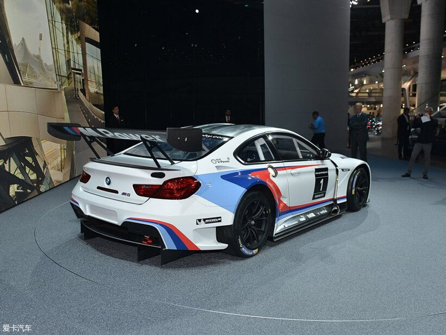 宝马M6 GT3赛车发布-爱卡汽车图片