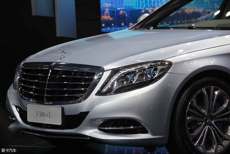 北京奔驰C350eL上市-爱卡汽车图片