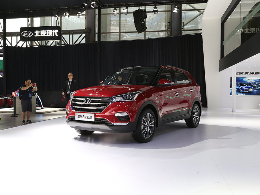 成都车展：现代新款ix25售10.98万元起-爱卡汽车