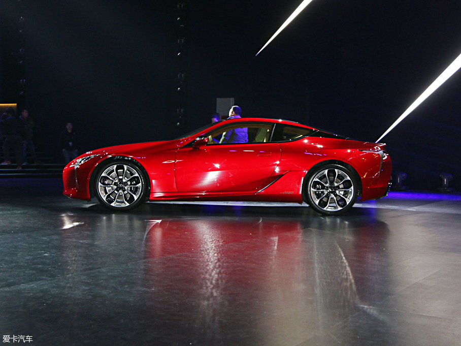 雷克萨斯LC正式上市 售126.80-138.60万:雷克萨斯LC介绍-爱卡汽车