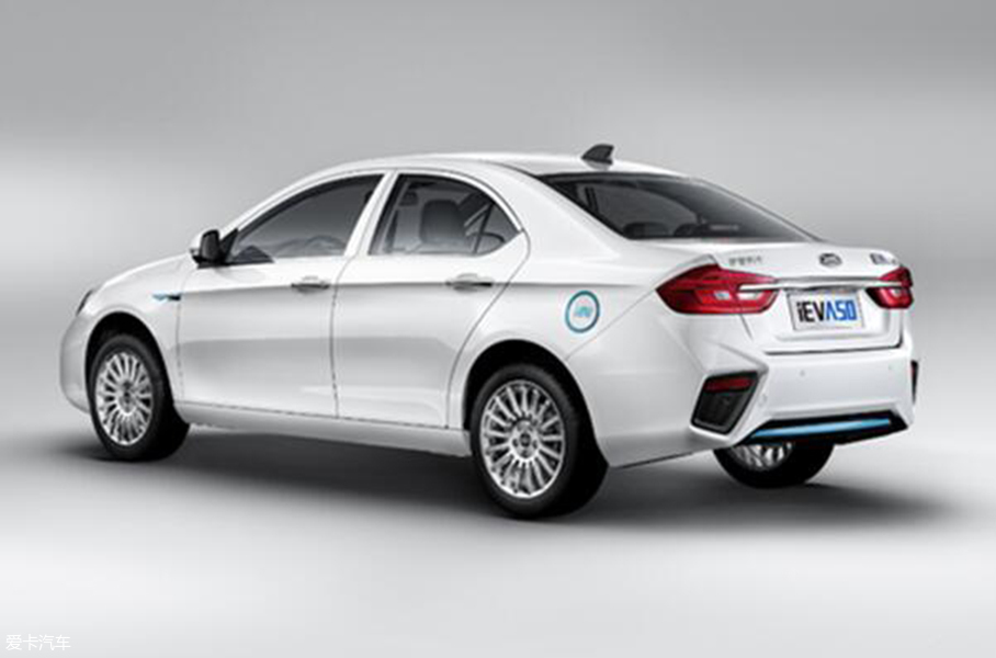 江淮iEVA50官图发布 最大续航达到500km-爱卡汽车