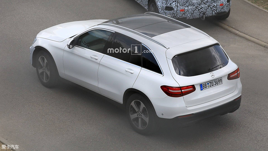 新款奔驰GLC谍照曝光 换装新全LED大灯-爱卡汽车