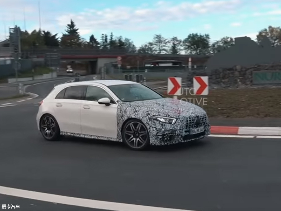 AMG A45谍照曝光 动力超300kW/尺寸加大-爱卡汽车