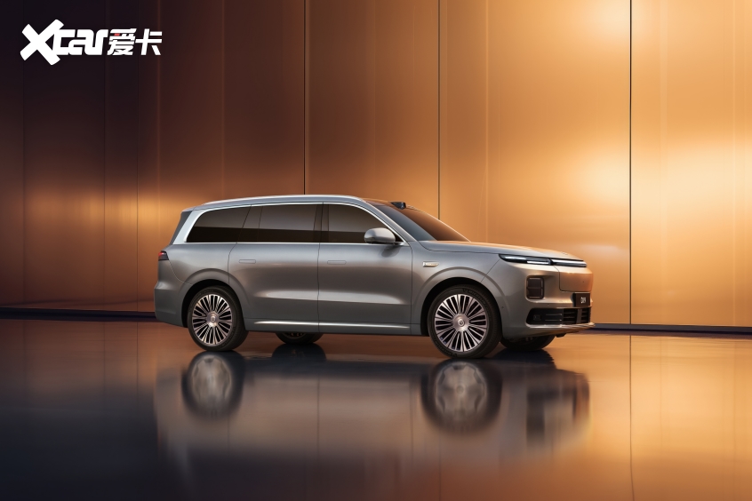 中国大型SUV再添破局者 零跑D19正式亮相:single-爱卡汽车