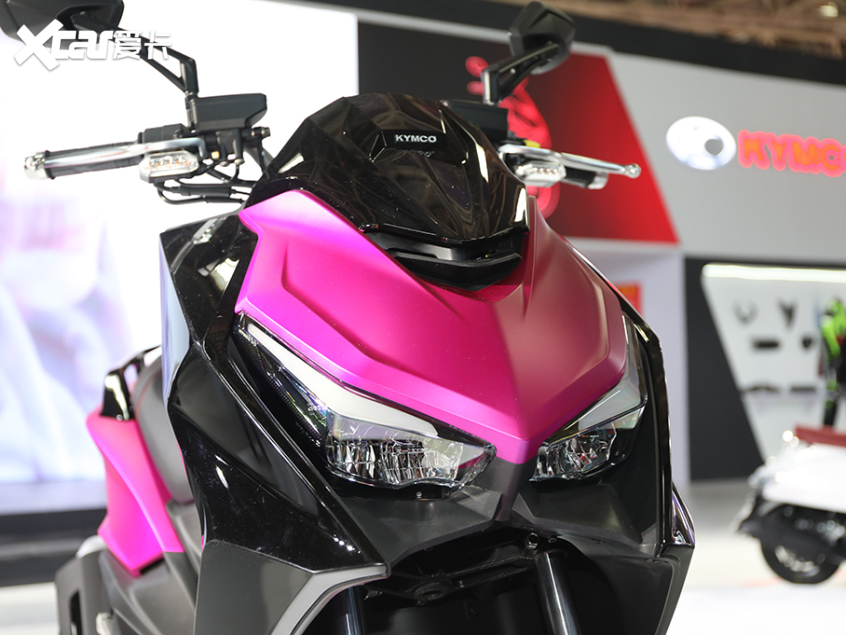 北京摩展 光阳发布水冷钢炮踏板KRV180:光阳KRV180静态解析-爱卡汽车